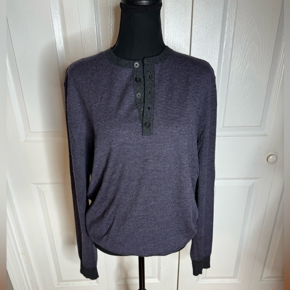 Neiman Marcus | Sweaters | Neiman Marcus Blue Crew Neck Sweaters For ...
